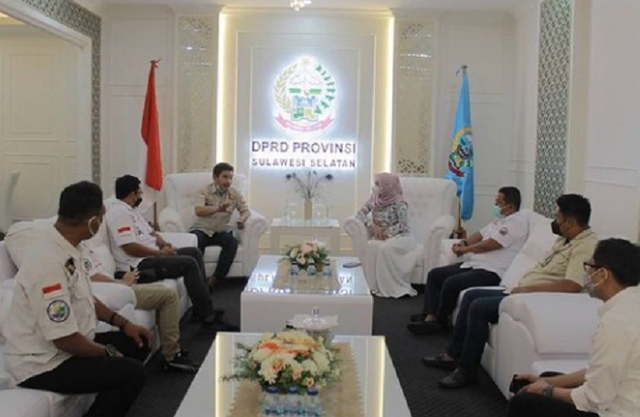 Ketua DPRD Sulsel terima Kunjungan Pengda IOF Sulsel dalam Rangka ... Ketua DPRD Sulsel terima Kunjungan Pengda IOF Sulsel dalam Rangka ...