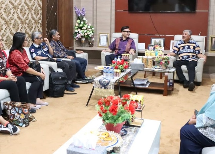 Terima Kunjungan Tim Verifikasi PdGS Kemenkes, Bupati Pinrang : Penuhi ...